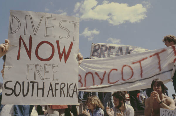 We Need to Build a Strong Peace Movement. The Anti-Apartheid Movement ...