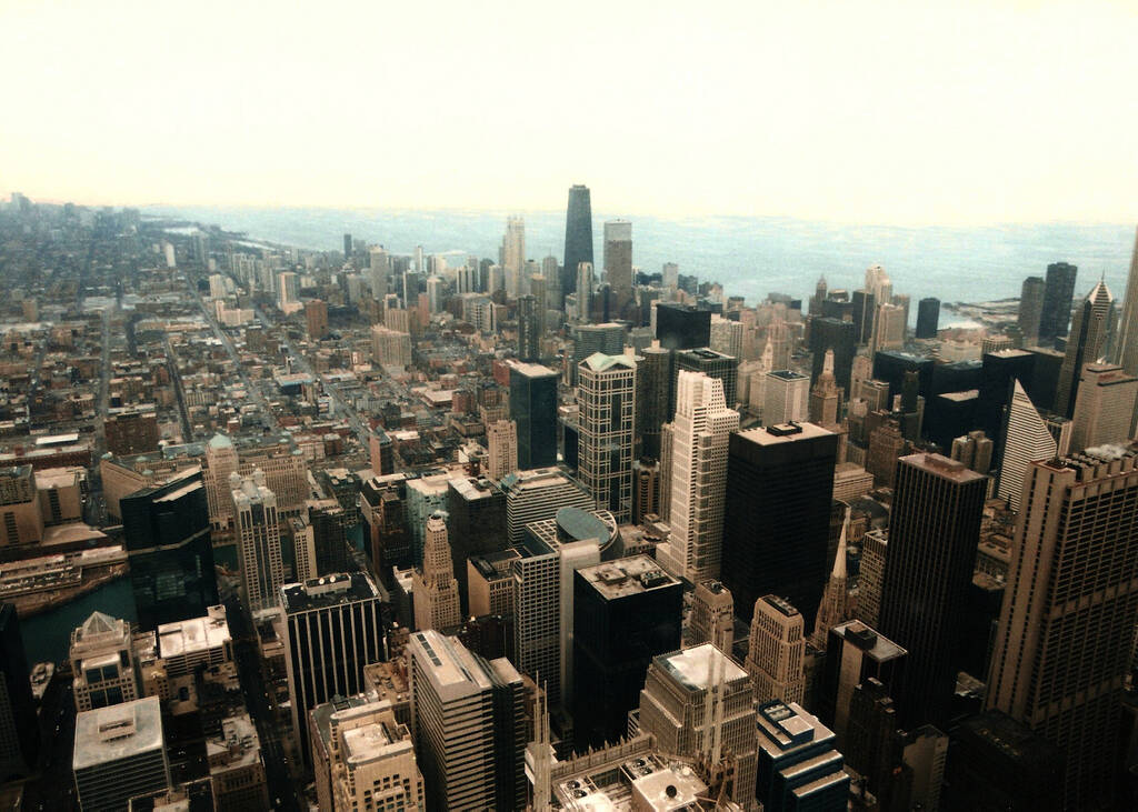 Remembering—and Forgetting—the Lessons of Chicago’s 1995 Heat Wave - In ...